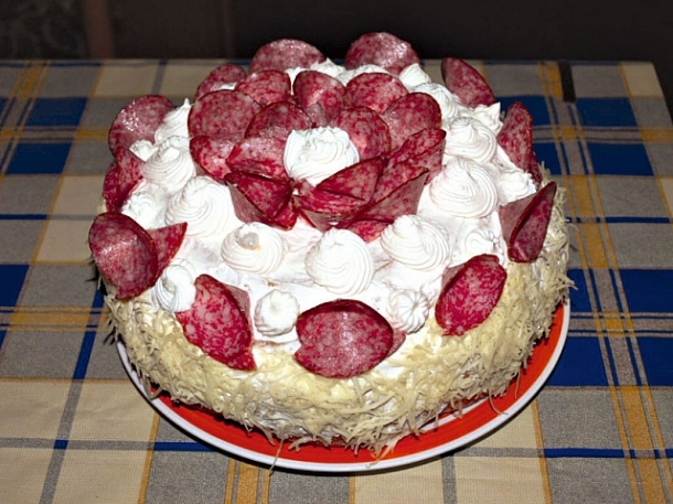 Báječná torta nielen pre pánov | mem | online